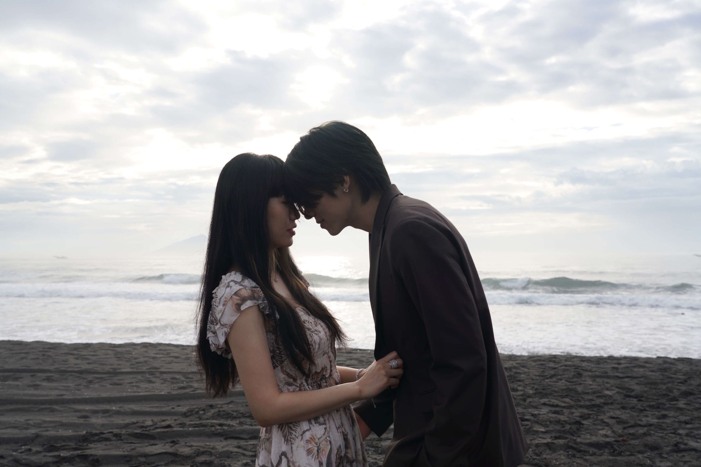 KIRE 攜手金曲唱作女神孫盛希合作，MV為愛冒險與坦誠相待！